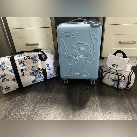 Disney | Bags | Nwt Disney Lilo And Stitch Luggage Carry On Size ...